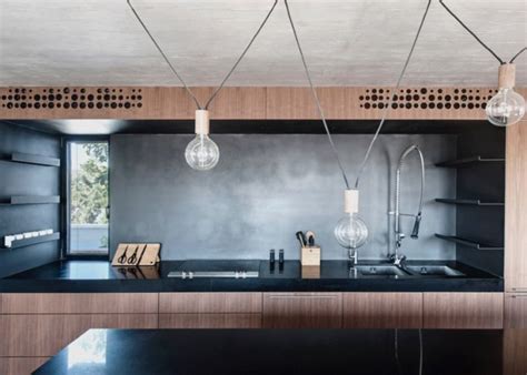 Toledano Architects Inserts Steel Staircase Into Tel Aviv Penthouse