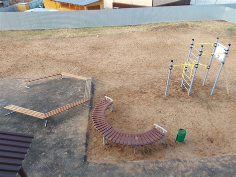 Устройство спортивной площадки в начальной школе № 1 поселка Кизнер Кизнерского района