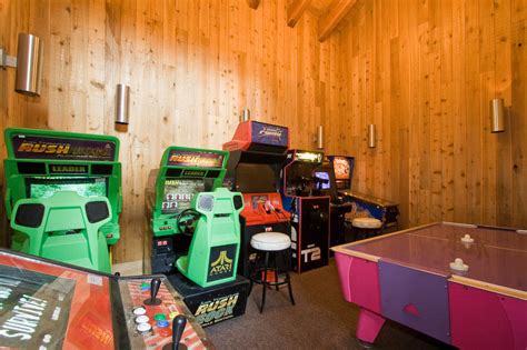 Onyx Gem First Accommodations