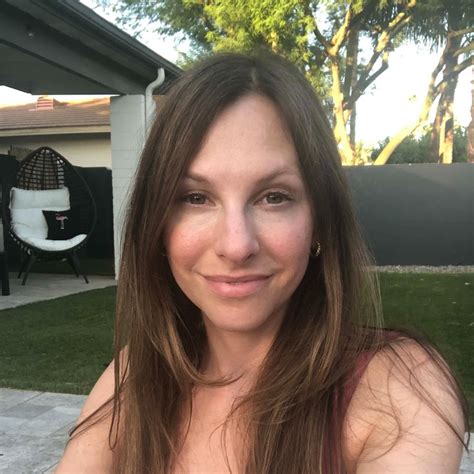 Suzanne Heyn Youtube