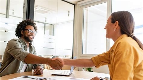 3 Surefire Ways To Connect With Your Interviewer Careerbeeps