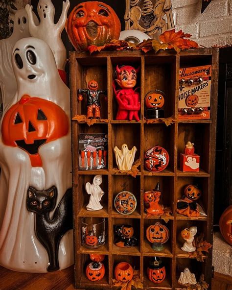 20 Vintage Halloween Decor Ideas Lady Decluttered