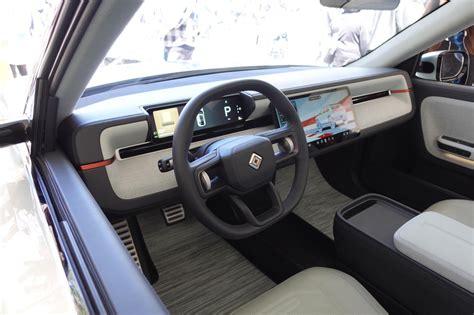 R2 Vs R3 Continued Normal Event A Few Interior Shots Of The R2 And