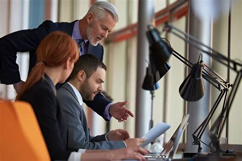 how to calculate churn in saas