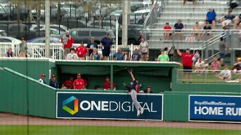 Daylen Lile Carted Off After Falling Over Of Wall 03022024