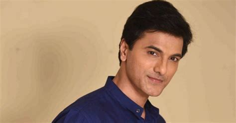 सिनेजीवन अभिनेता सिद्धांत सूर्यवंशी को जिम में आया हार्ट अटैक हुई मौत और जैकलीन फर्नांडीज को