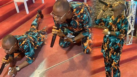 Deep Worship Experience Soaking In His Presence With Live Keyboad And Singing Worship Trending