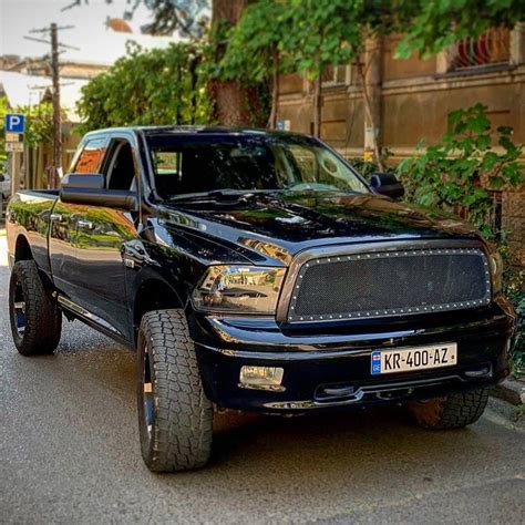 𝓰𝓮𝓸𝓻𝓰𝓲𝓪𝓷 𝓬𝓪𝓻𝓼 დიდი ბიჭი