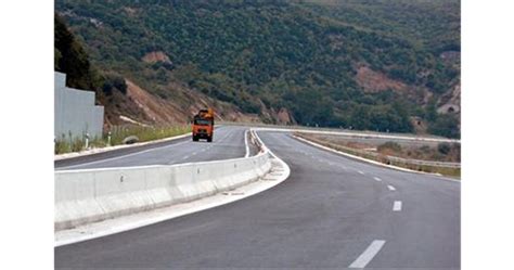 Завършват 4 големи инфраструктурни проекта до края на лятото