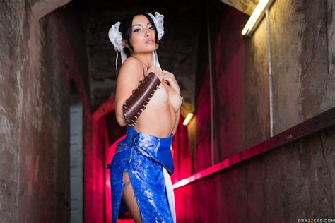 Sex Fighter Chun Li Vs Cammy Sex Fighter Chun Li Vs Cammy XXX Parody 110 Porn Pic