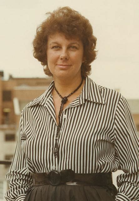 Eileen Barker Biography English Scientist Sociologist