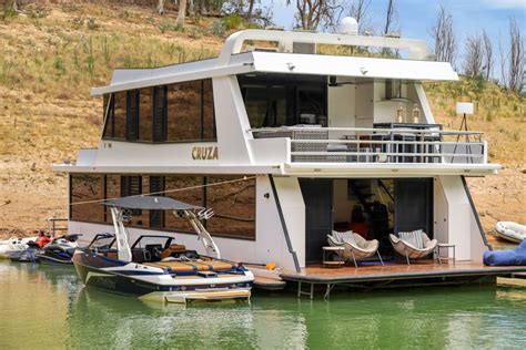 Cruza High Country Houseboat Sales