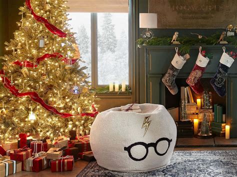 100 Christmas At Hogwarts Wallpapers