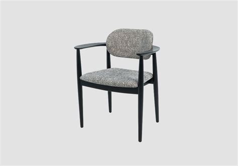 Zelos Upholstered Chair Wooliv