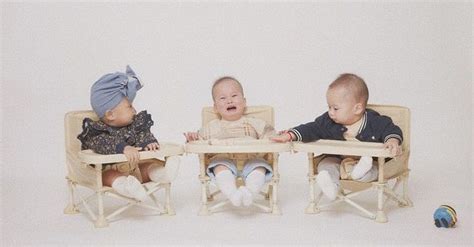 รวมรูปภาพของ เชน ธนา ถ่ายภาพครอบครัว พร้อมหน้า 7 คน แอบวุ่นๆ แต่ดูอบอุ่นมาก รูปที่ 7 จาก 21