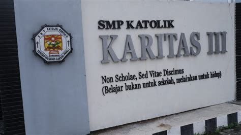 Visi Misi Motto Smpk Karitas Iii