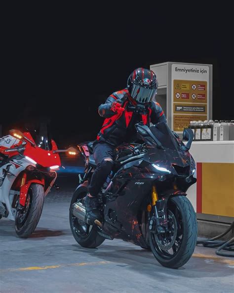 Arda Öksüz Adlı Kullanıcının Byk Panosundaki Pin Spor Motosikletler Motorsi̇klet Yamaha