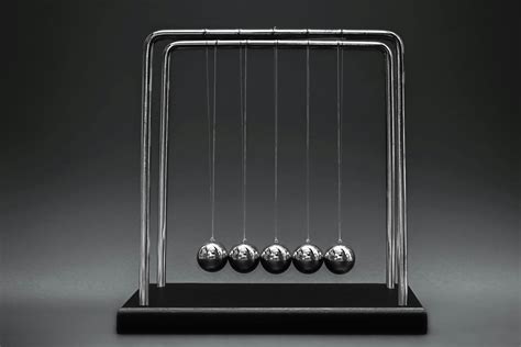 Copy Space 고전 장난감 과학 과학 선물 관성 교실 과학 교육 도구 균형 금속 구체 기계공 기세 뉴턴의 요람 데스크탑 액세서리 데스크탑 장난감