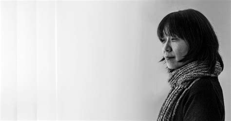 한강 작가 지금은 주목받고 싶지 않다짧은 소설 쓰는 중”