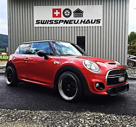 Hat was - Mini Cooper S auf 19 Zoll ACE Rio’s und ST Fahrwerk