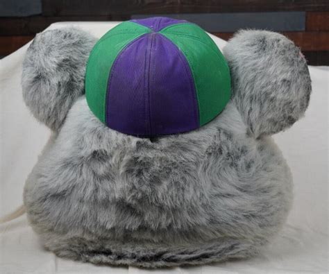Rare Vintage Avenger Chuck E Cheese Costume Mascot Head With Hat