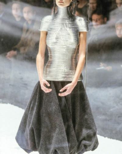 Alexander Mcqueen Fall 1999 Tumbex