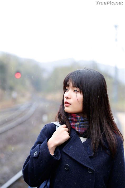 Wanibooks No134 Japanese Gravure Idol Mizuki Hoshina