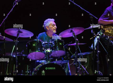 Steve Gadd Drums Hi Res Stock Photography And Images Alamy