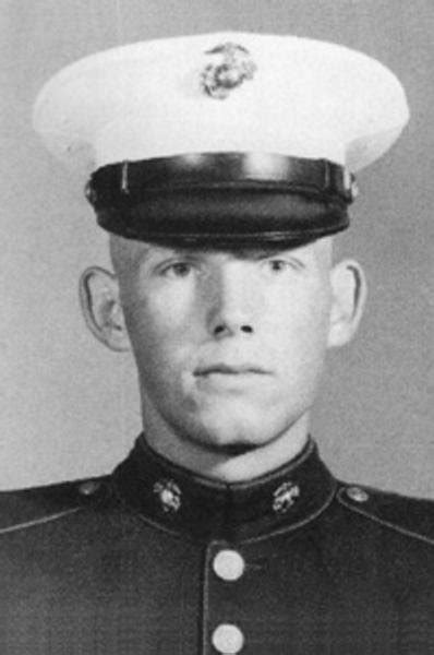 The Wall Of Faces Vietnam Veterans Memorial Fund