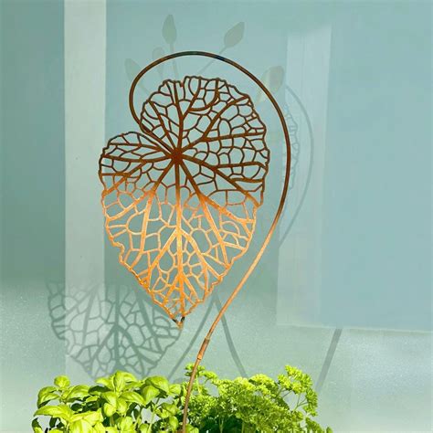 Leaf Sculpture For Wall Decor Or Plant Pot Rusty Garden Art Outdoor