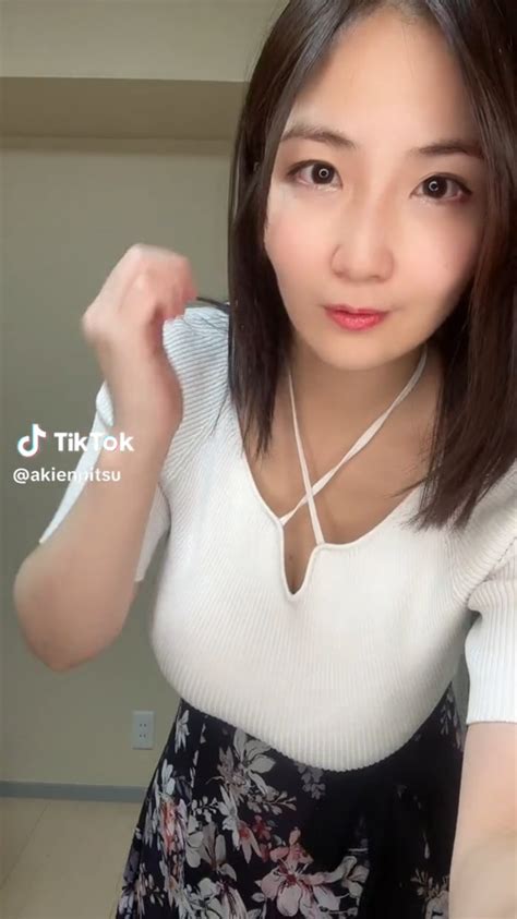Shake Shake Shake Your Tits R Akie0405 Tt Goddess