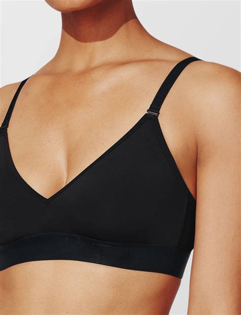 Black 24 7® Classic Wireless Triangle Thirdlove