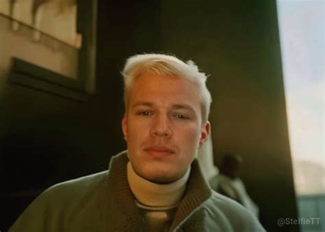 Gen1 Python Magic R Aivideo