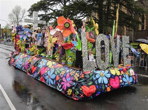 Gallery Grand Central Floral Parade 2025 The Chronicle