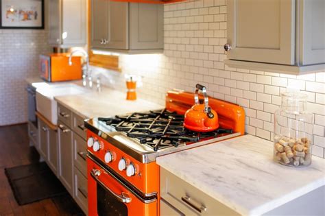 Taste The Rainbow Vintage Kitchens Of Every Shade