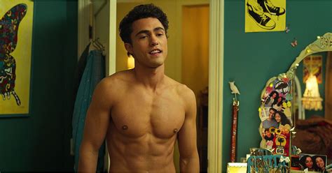 Darren Barnet Comment Paxton De Mes Premi Res Fois S Est Sculpt Un Corps De R Ve Purebreak