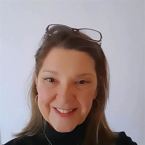 Rosa Lasso Rosaalasso • Threads Say More