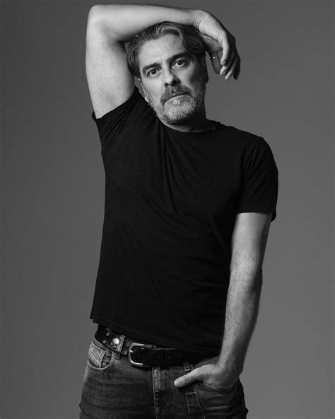 Junno Andrade Celebra 60 Anos Com Ensaio Fotográfico E Ganha Carinho Da Enteada Sasha Meneghel