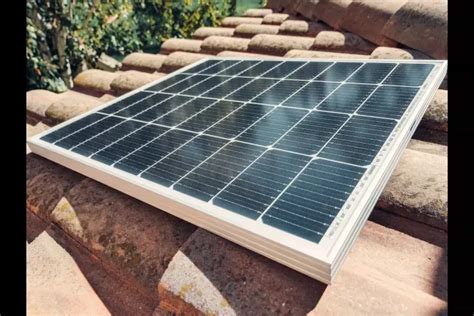 Apa Itu Panel Surya Kenali Fungsi Dan Cara Kerjanya