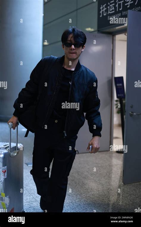 Chinese Actor Hou Wenyuan Appears At The Airport In Shanghai China 28 February 2024 Photo