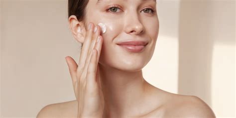 10 Diy Beauty Hacks Simplify Your Skincare Routine