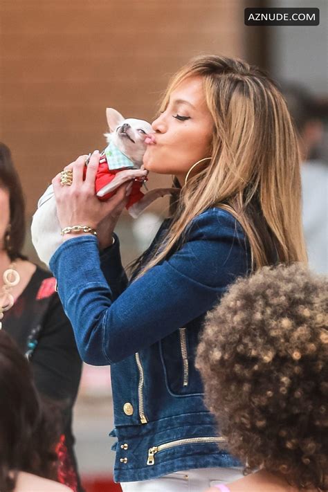 Jennifer Lopez Looks Stunning On The Set Of Hustlers Next To Co Star