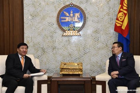 Нийгмийн эрүүл мэндийн тусламж үйлчилгээний тухай хуультай болно