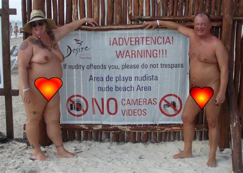 Worldwide Vacation Snaps