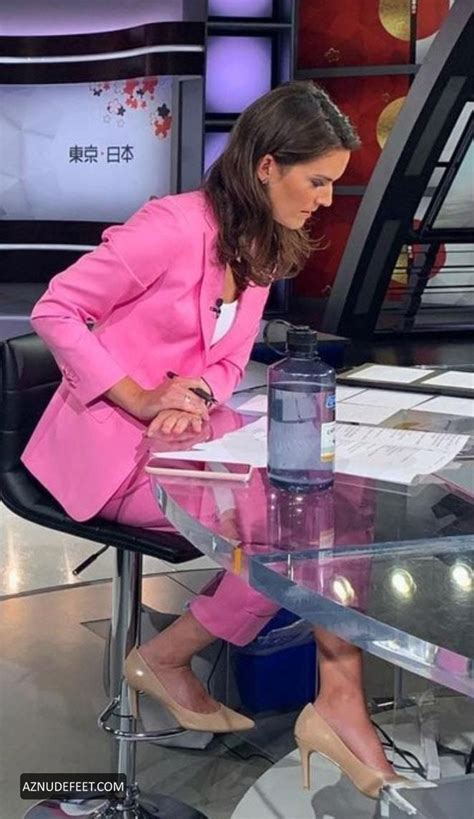 Caroline Cameron Feet Aznudefeet