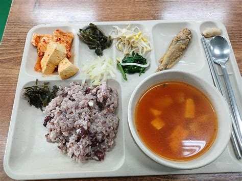 알록달록 한식뷔페 음식여행 에펨코리아