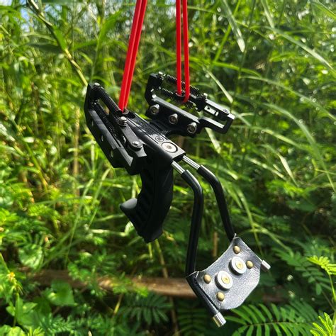 The 5 Best Slingshots For Hunting Hawksling Guide