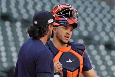 Houston Astros Yainer Diaz Starts At First Base José Abreu Off