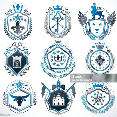 벡터 요소의 빈티지 복고풍 디자인 양식에 일치 시키는 문장 레이블 설정 합니다 상징적인 그림 컬렉션 중세 요새 군주 크라운