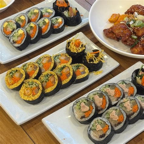 임 삐니임 서연 프레시한 바게트 샌드위치가 먹고싶어서 시켜본 쎄종 파스트라미랑 잠봉봐르인데 개인적으로 버터 두꺼운 걸 좋아하는 취향이 아니라 더 마음에 들었고요